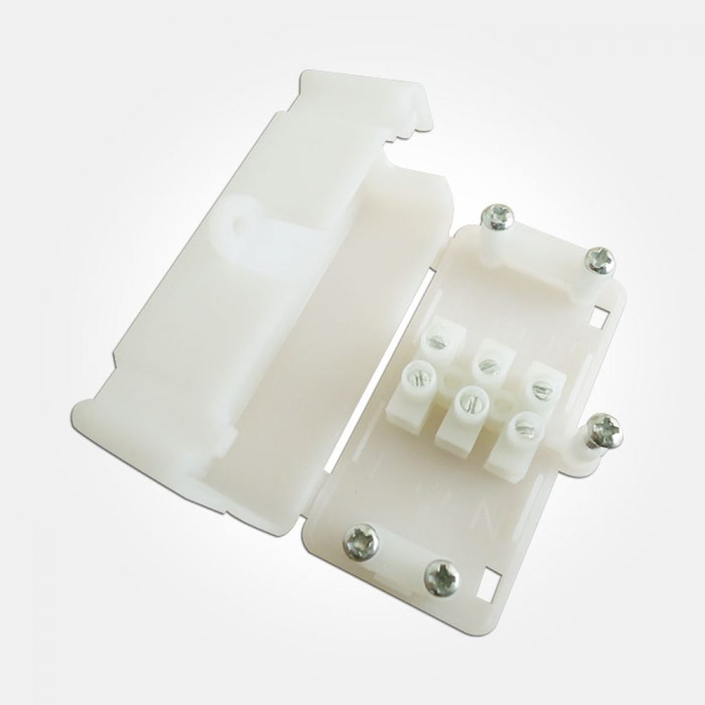 Eterna 5 Amp Lighting Connector Box White (IP20 Rated)